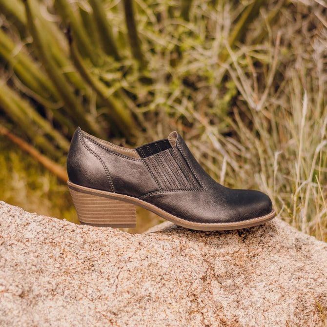About Us – earth® shoes